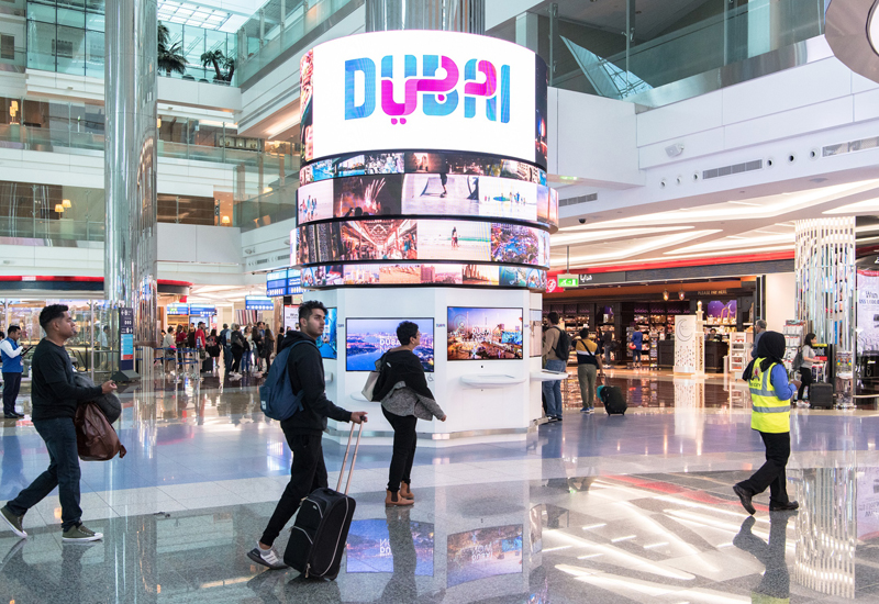 Dubai Tourism debuts airport installation for transit passengers ...