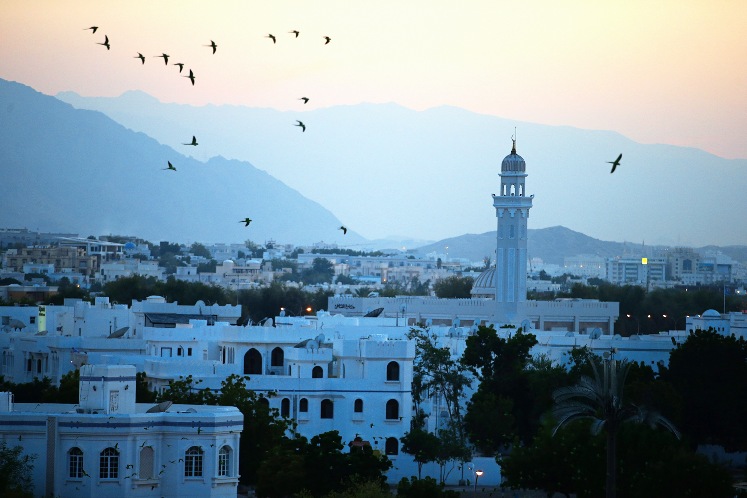 Oman s Restaurants Cafes And Shops Must Close At 8pm Hotelier Middle oman-s-restaurants-cafes-and-shops-must-close-at-8pm-hotelier-middle