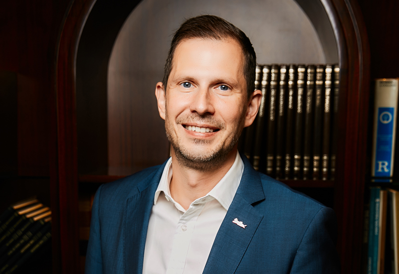 Radisson Blu Hotel, Dubai Deira Creek, welcomes new general manager ...