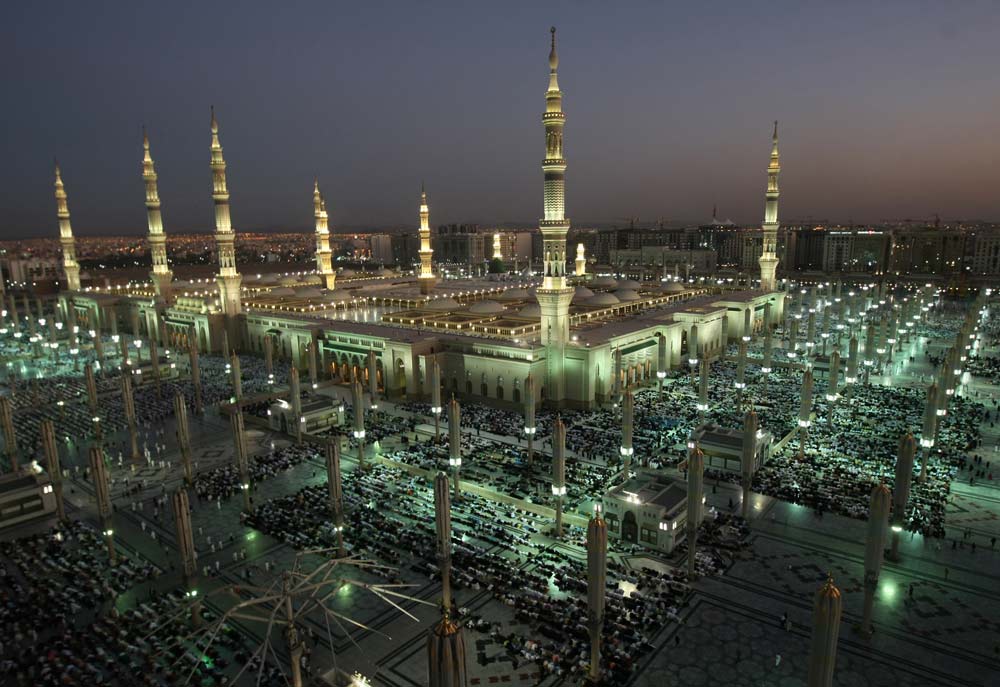 Madinah pilgrims rise 14% during Umrah season - Hotelier Middle East