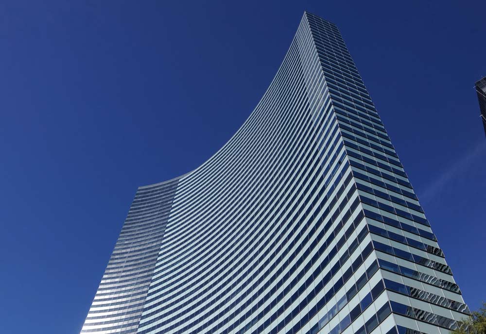 Las Vegas hotel burning guests with 'death ray' - Hotelier Middle East