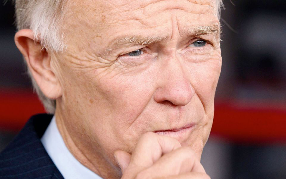 Emirates' premium economy to be delayed, says Tim Clark - Hotelier ...