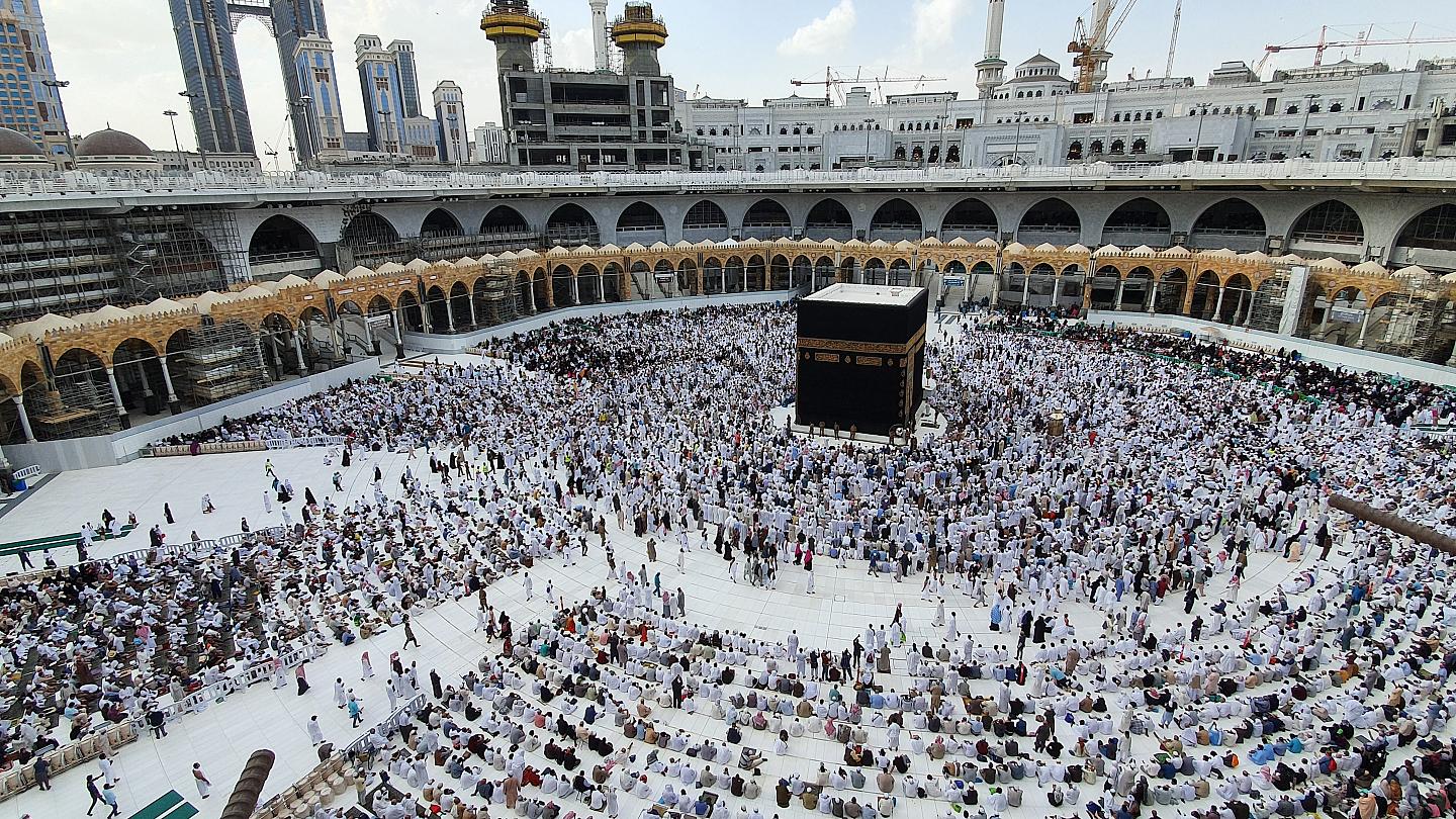 Saudi Arabia to allow two million pilgrims per month - Hotelier Middle East