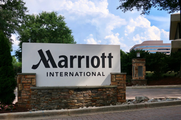 Marriott’s net income increases over $100 million in Q3 2021 - Hotelier ...