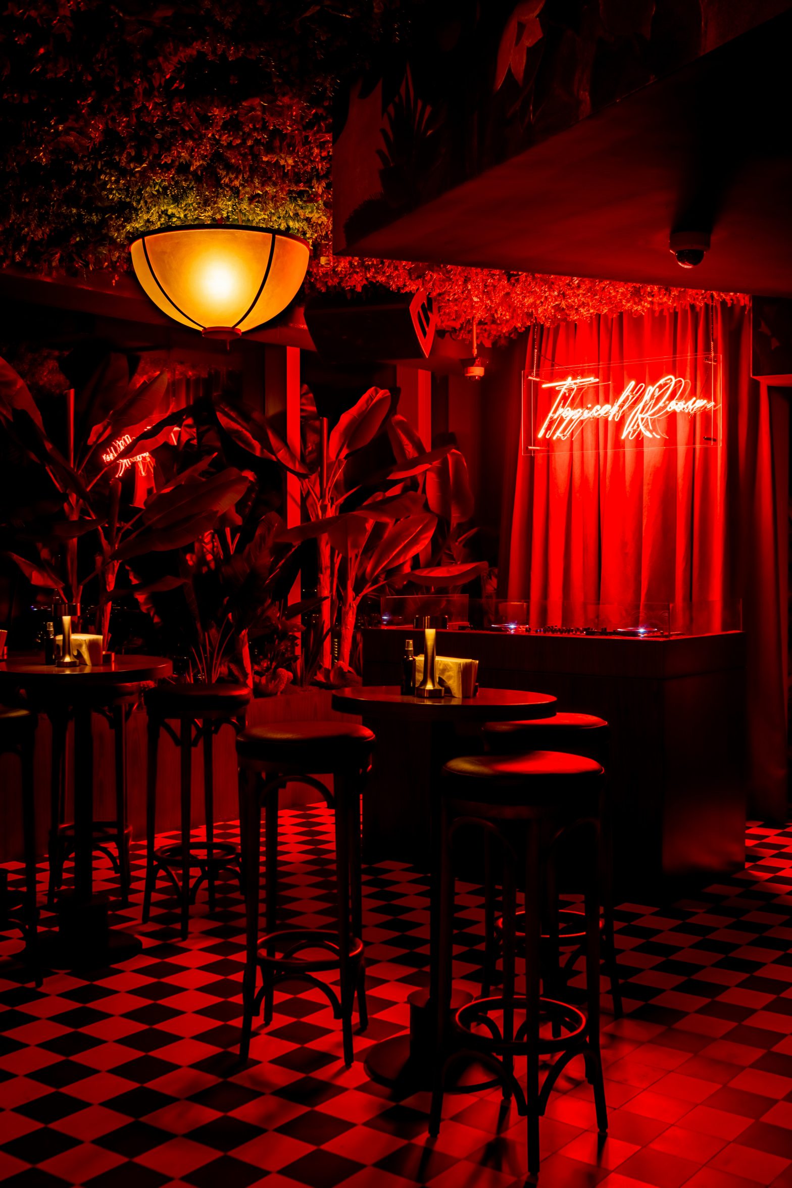 Beirut’s famous ‘bunker club’ B018 makes its way to Dubai - Hotelier ...