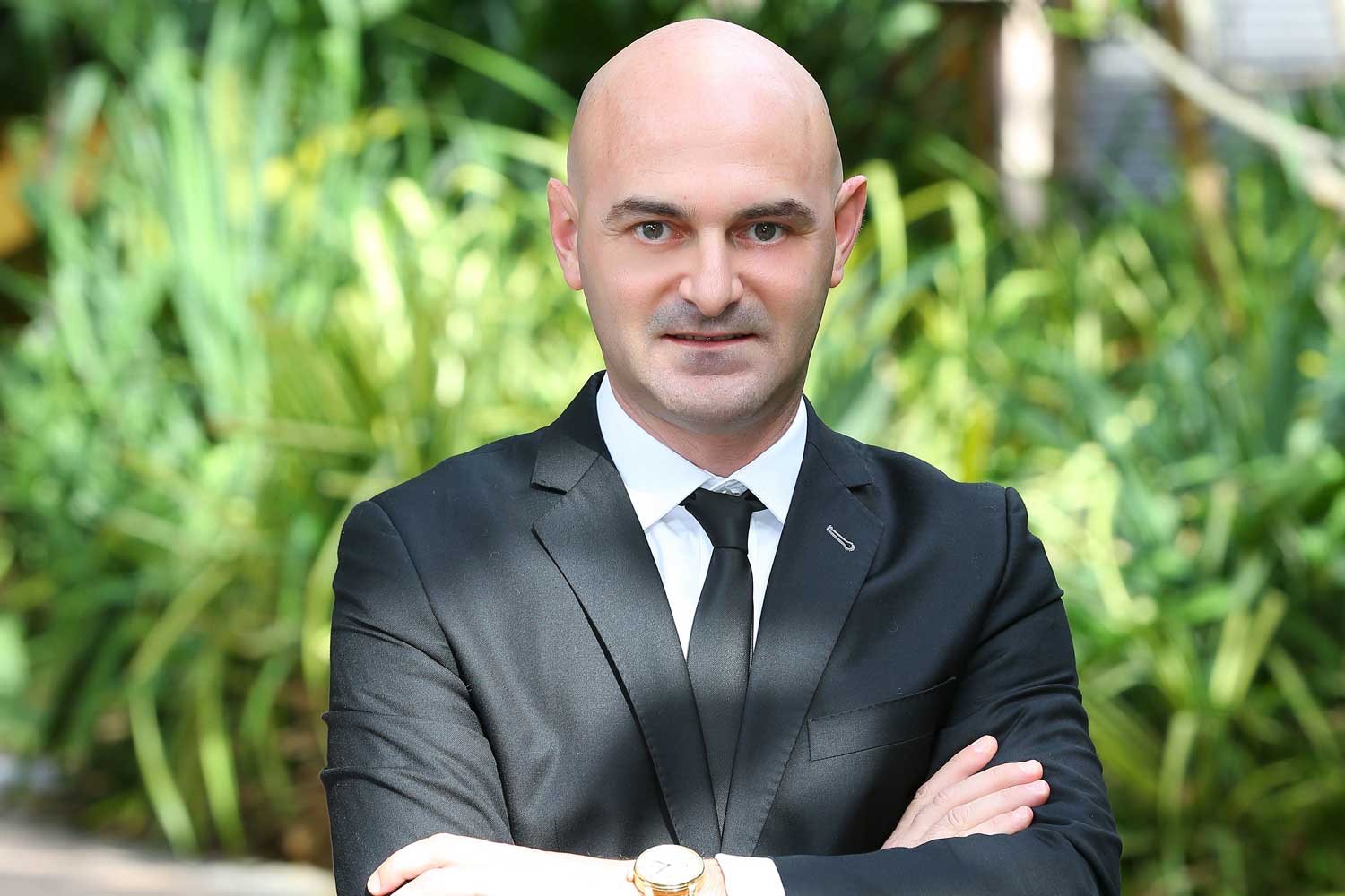 Anantara World Islands Dubai Resort appoints a resort manager ...