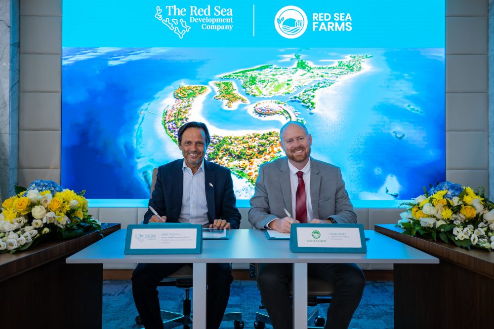 Red Sea Development Company signs deal for massive indoor farm ...