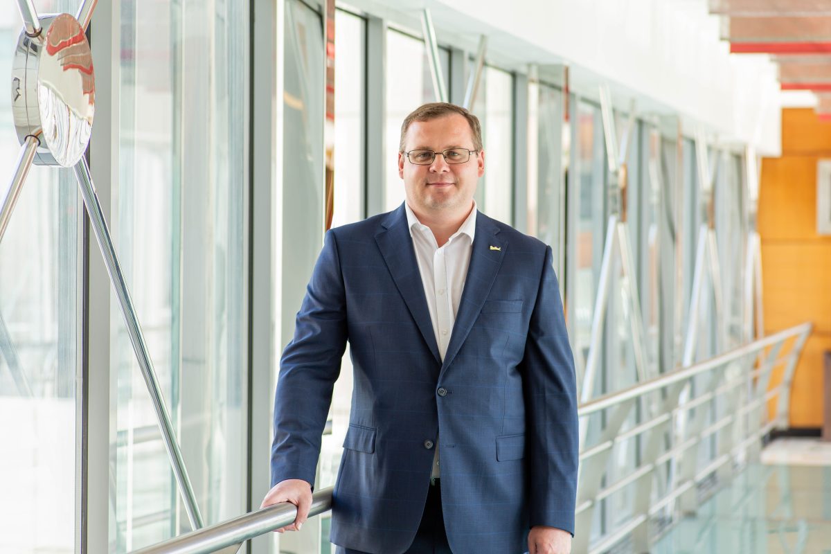 Radisson's Phil Roberts promoted to cluster hotel manager - Hotelier ...