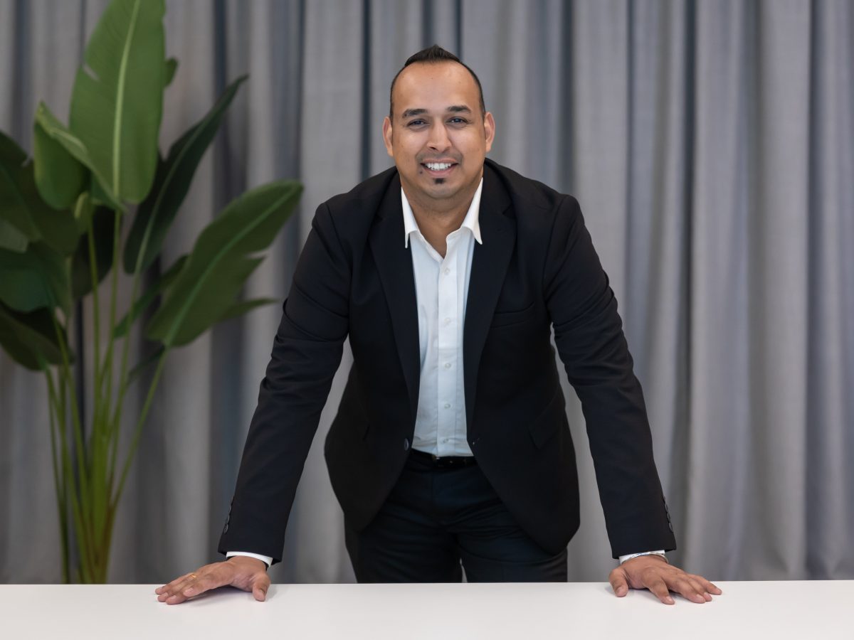 Meet the executive team at Holiday Inn and Staybridge Suites Dubai ...