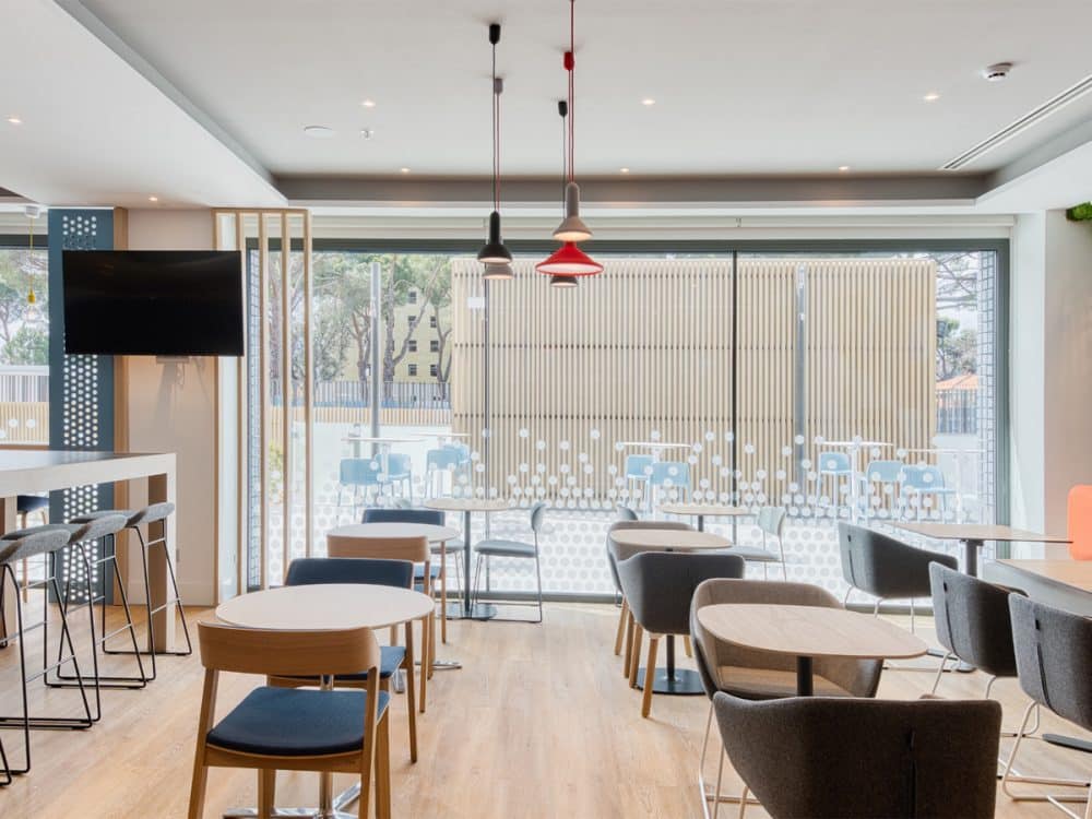 IHG Hotels & Resorts launches ‘Low Carbon Pioneers’ programme ...