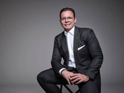 Why resorts need "bespoke adventures and moments that weave families ...