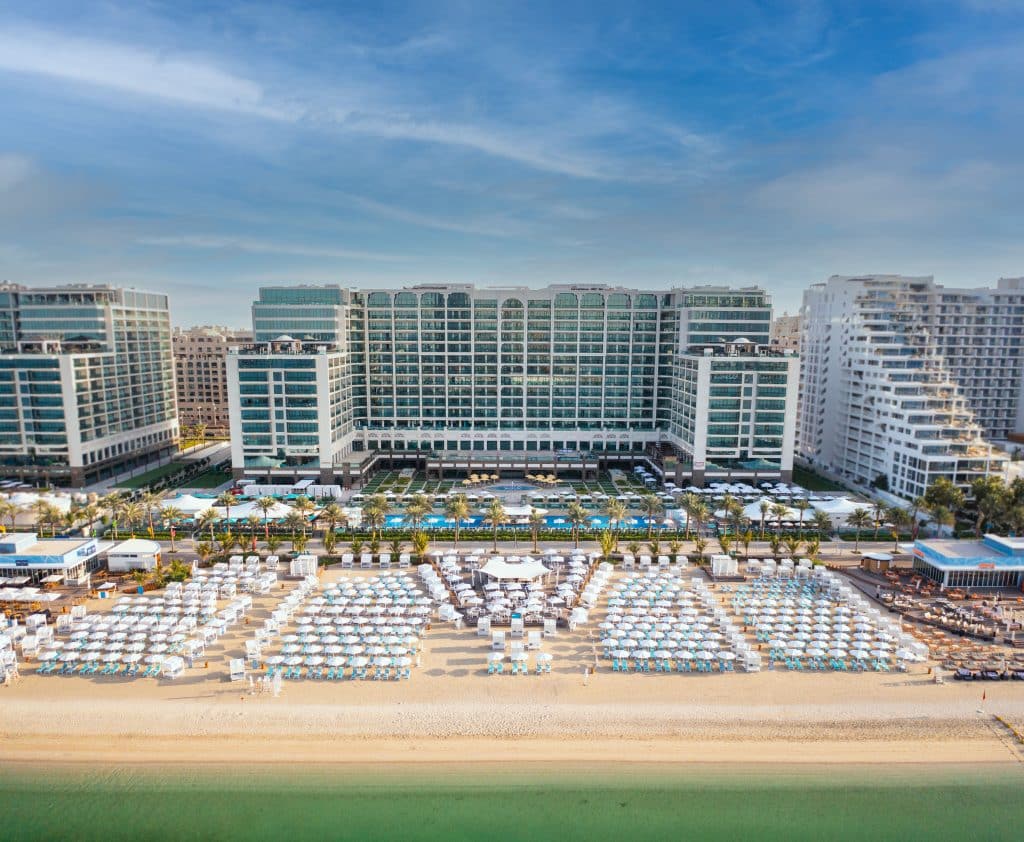 Discover the best of Hilton: Meet the award-winning Hilton Dubai Palm ...